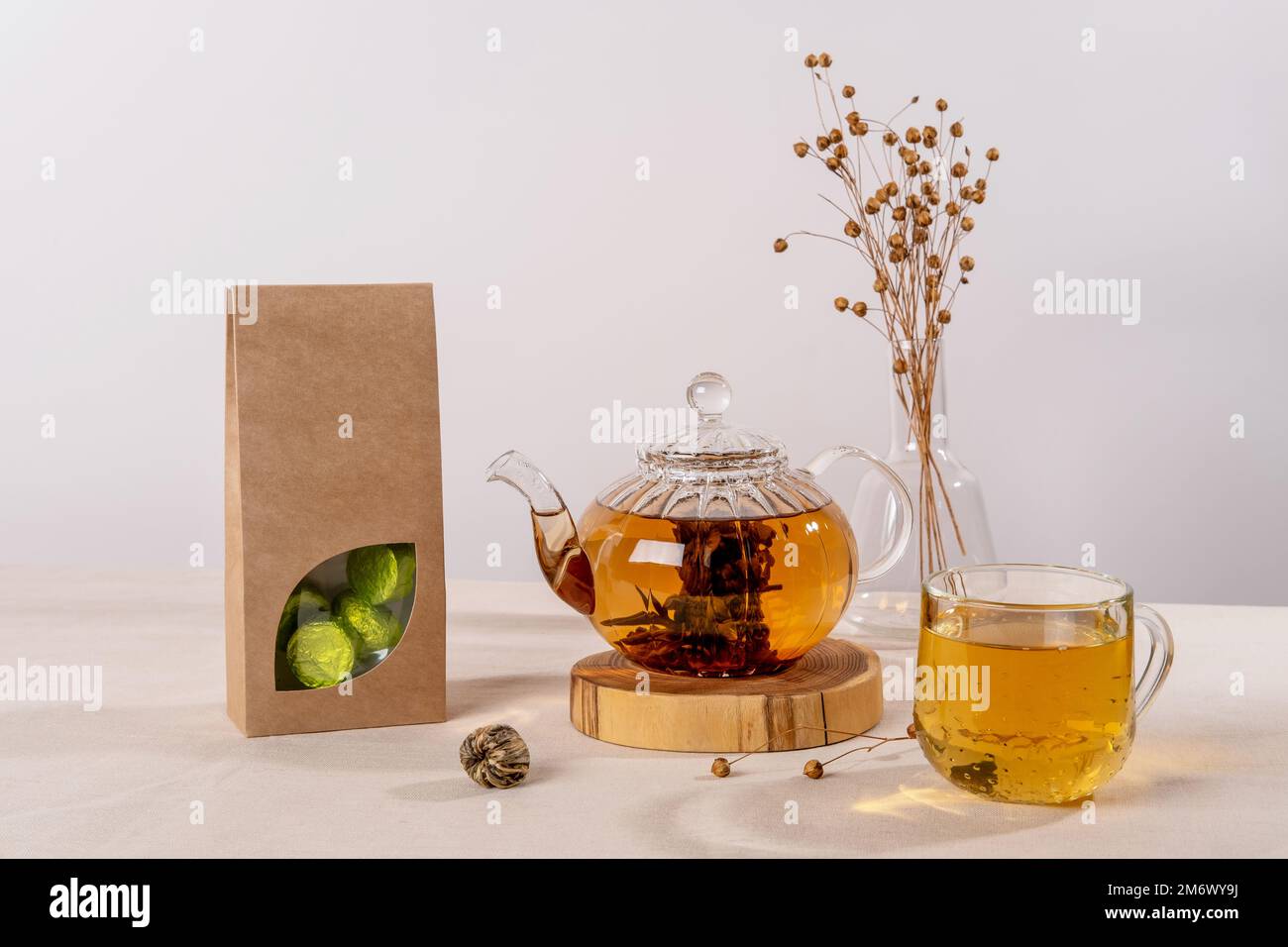Organic tea branding and packaging mockup. Blank tea packaging mockup ...