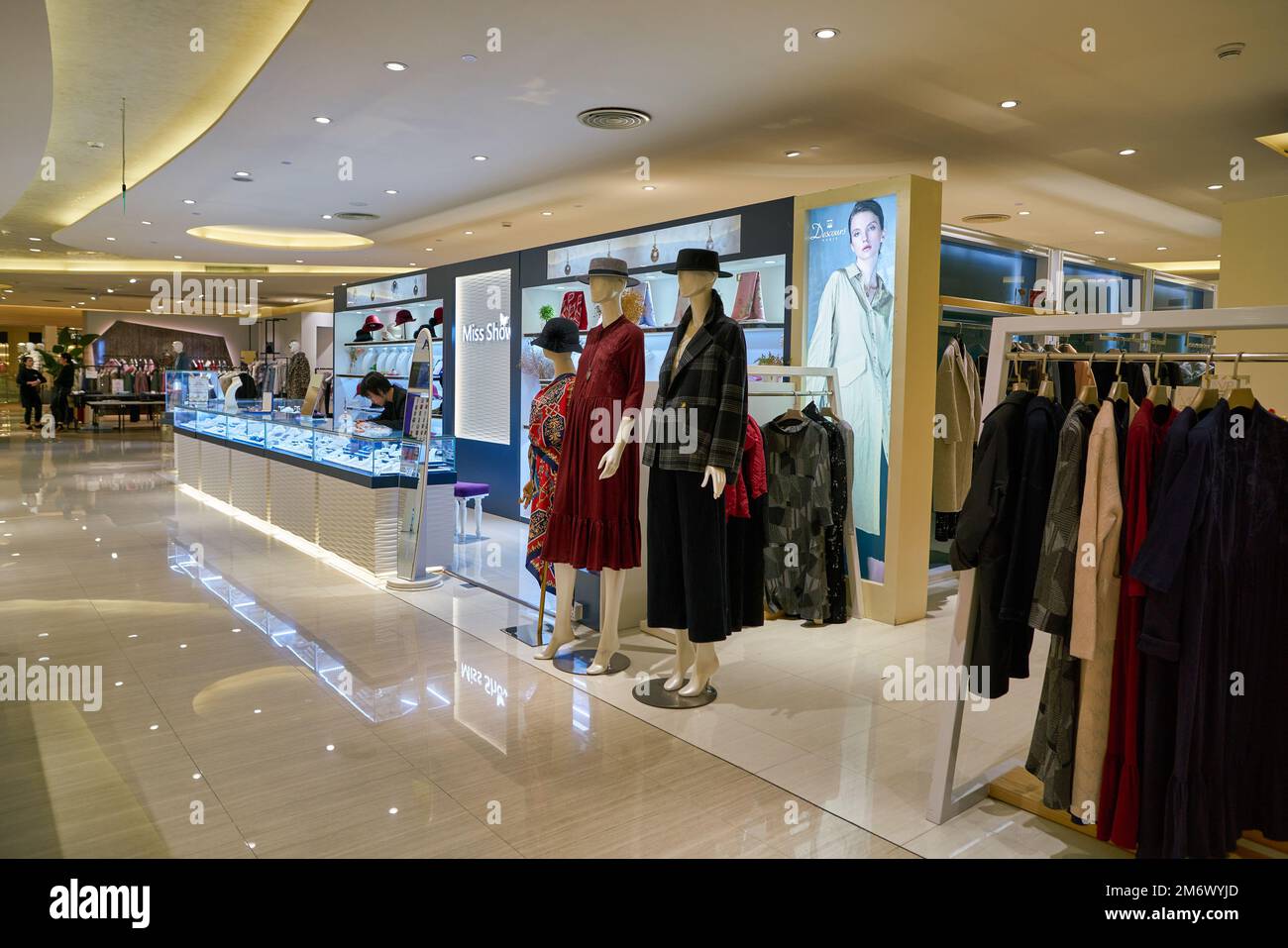 SHENZHEN, CHINA - CIRCA NOVEMBER, 2019: clothes on display at Reel ...