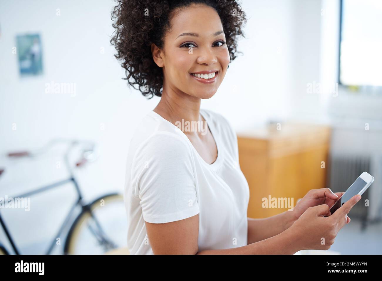 Mobile life hi-res stock photography and images - Alamy