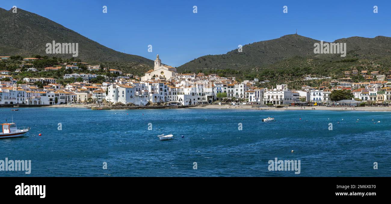 View seaside cadaques village hi-res stock photography and images - Alamy