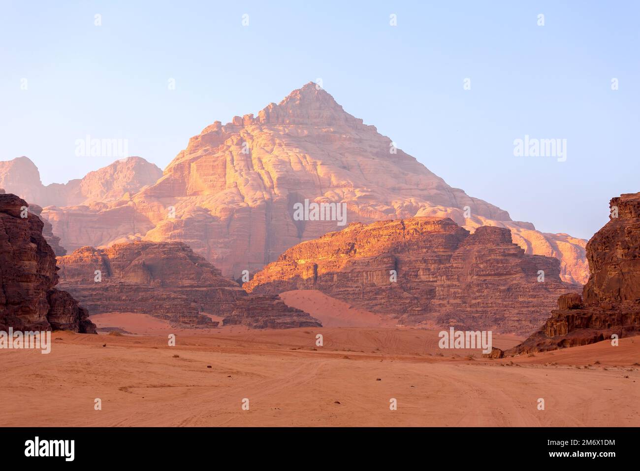 Wadi Rum Desert, Jordan. Jabal Al Qattar mountain Stock Photo - Alamy