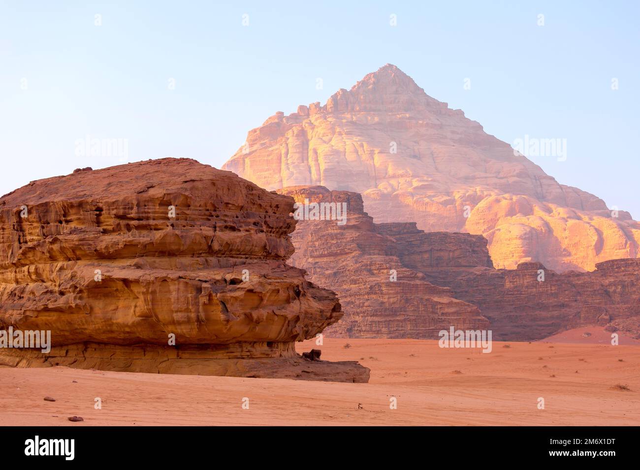 Wadi Rum Desert, Jordan. Jabal Al Qattar mountain Stock Photo - Alamy