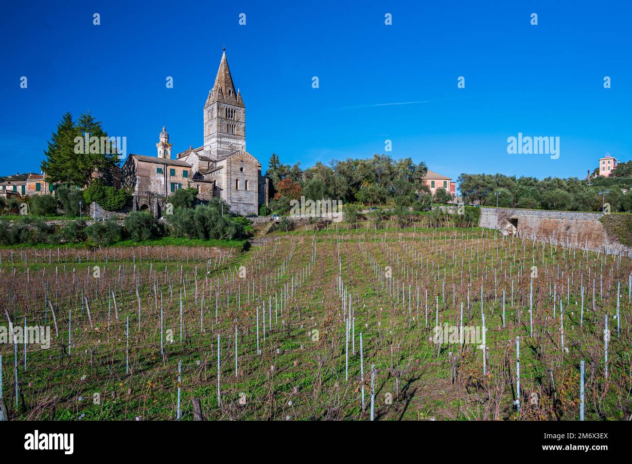 Fieschi Abbey in Liguria Stock Photo - Alamy