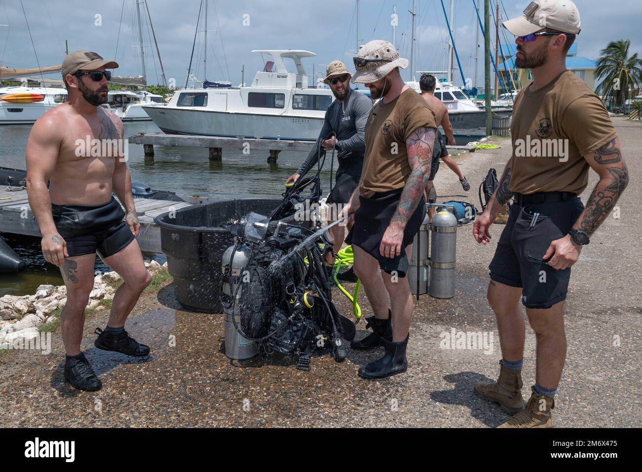 Fleet diving unit atlantic hi-res stock photography and images - Alamy
