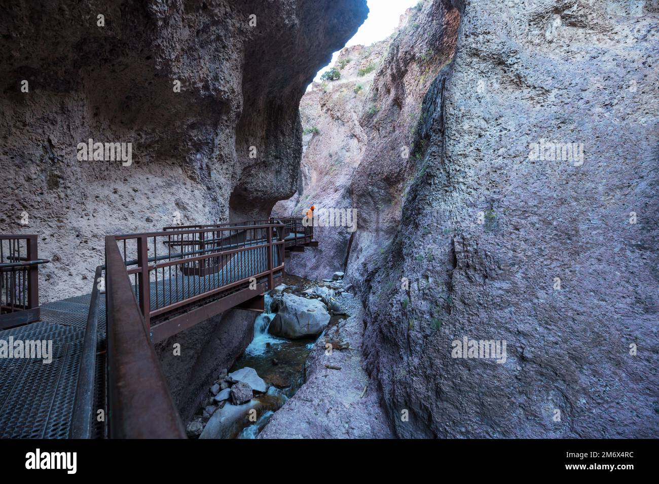 Catwalk trail hi-res stock photography and images - Alamy