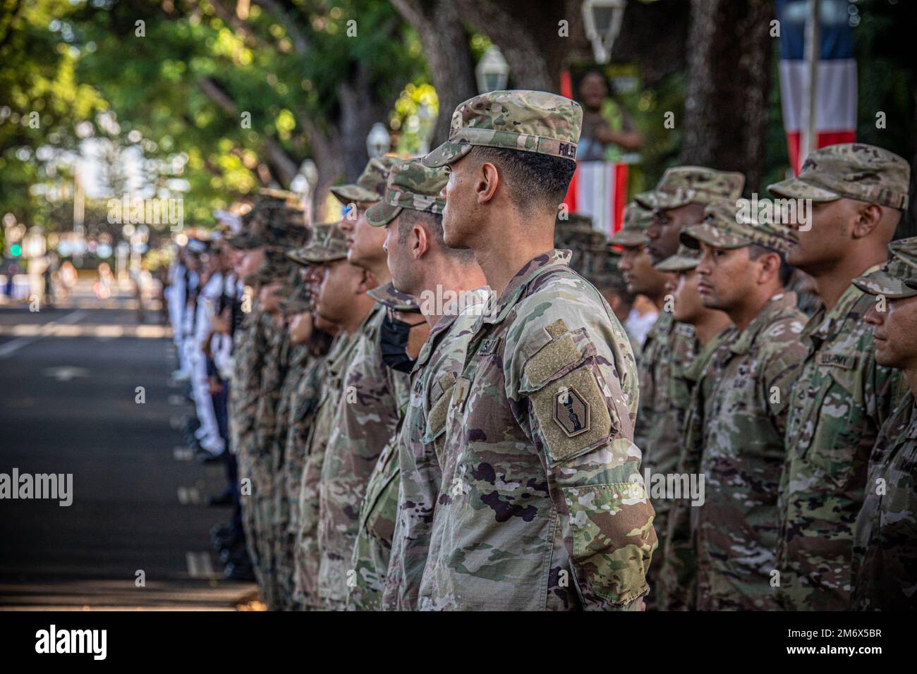 U.S. Army forces and French soldiers participate in a ceremony that ...