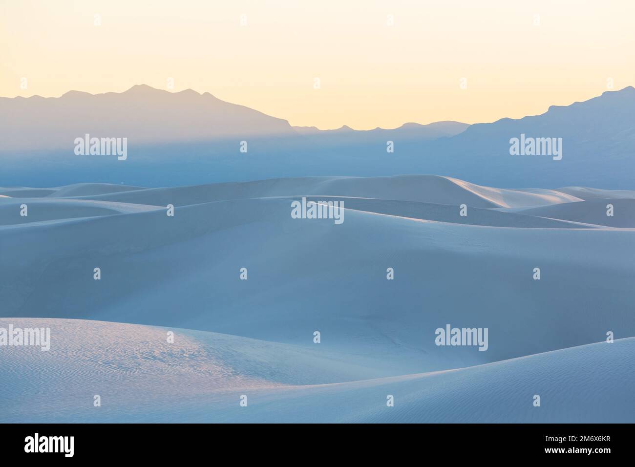 White sand dunes Stock Photo - Alamy