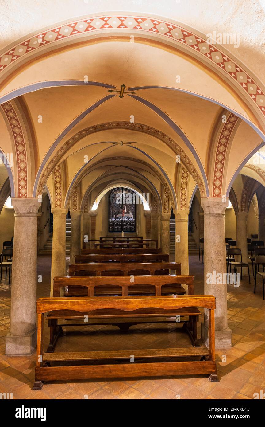 Acqui cathedral hi-res stock photography and images - Alamy