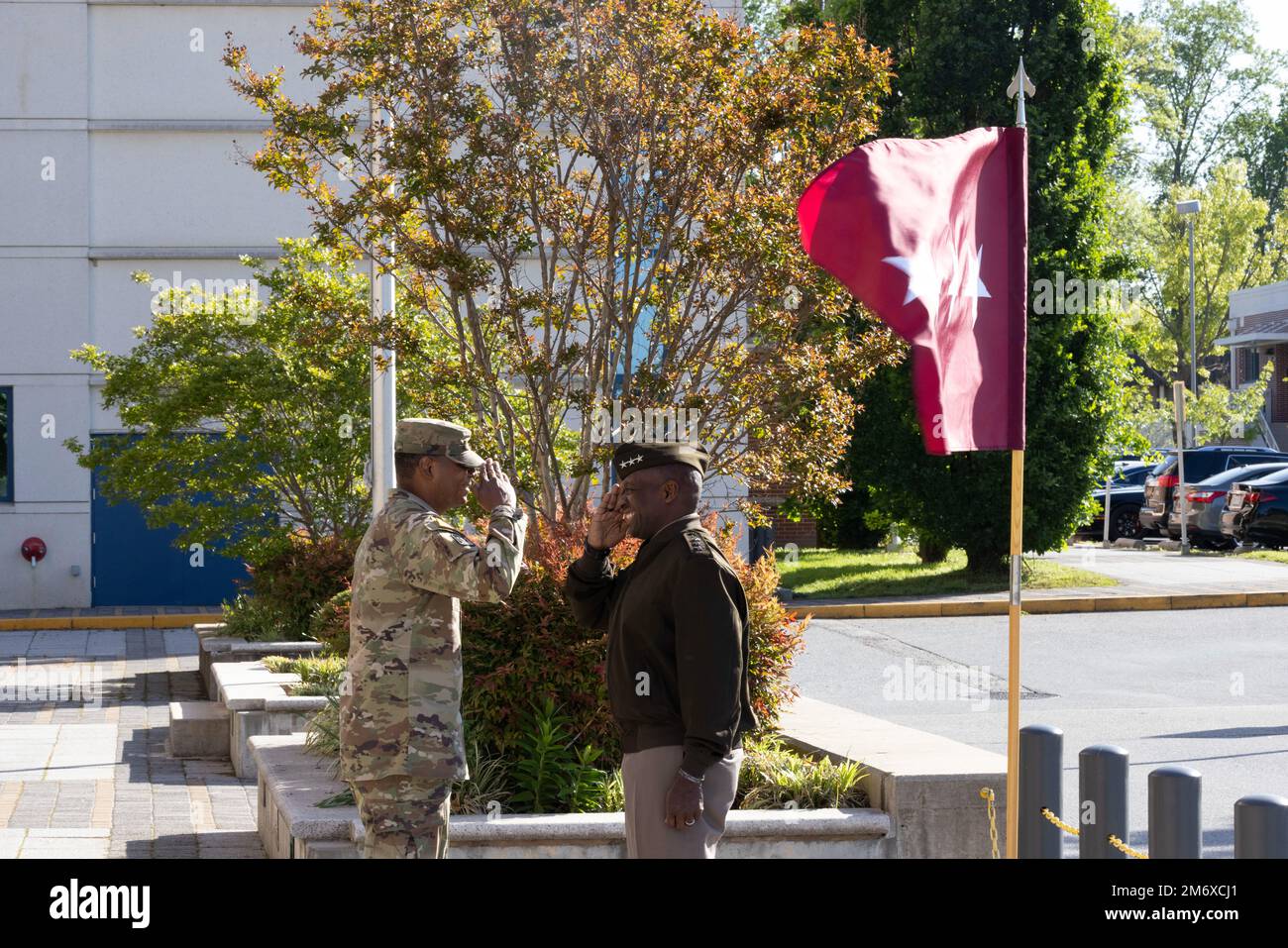 Army Surgeon General, Lt. Gen. R. Scott Dingle renders a salute to ...