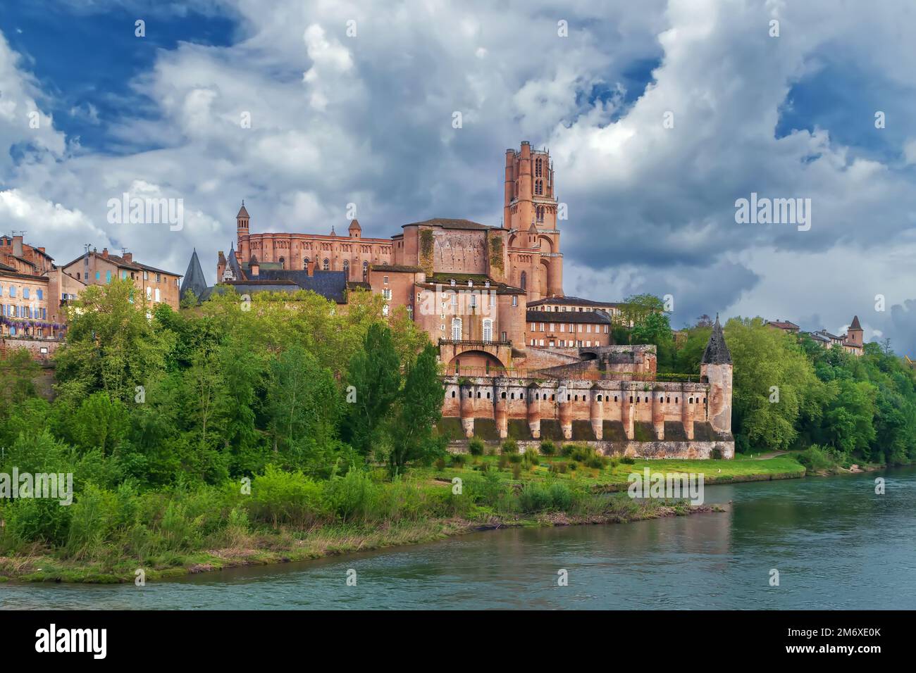 France exterior view hi-res stock photography and images - Alamy