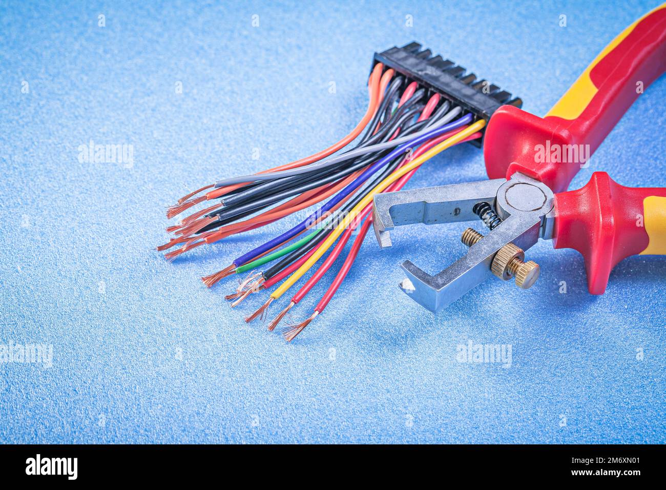 Insulation of wires and cables hi-res stock photography and images - Alamy