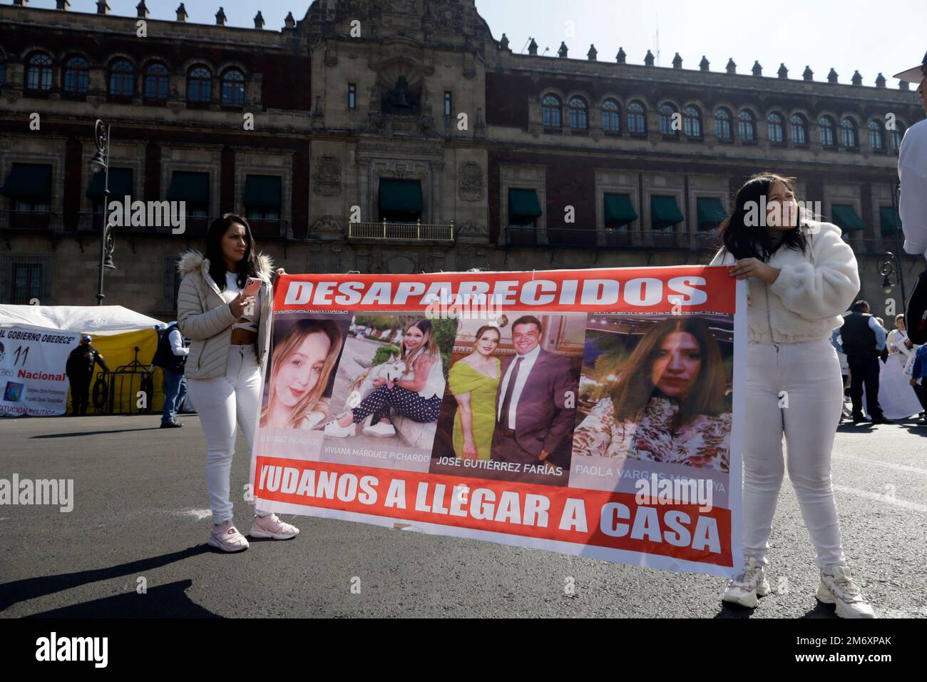 Non Exclusive: January 5, 2023, Mexico City, Mexico: Family and friends ...