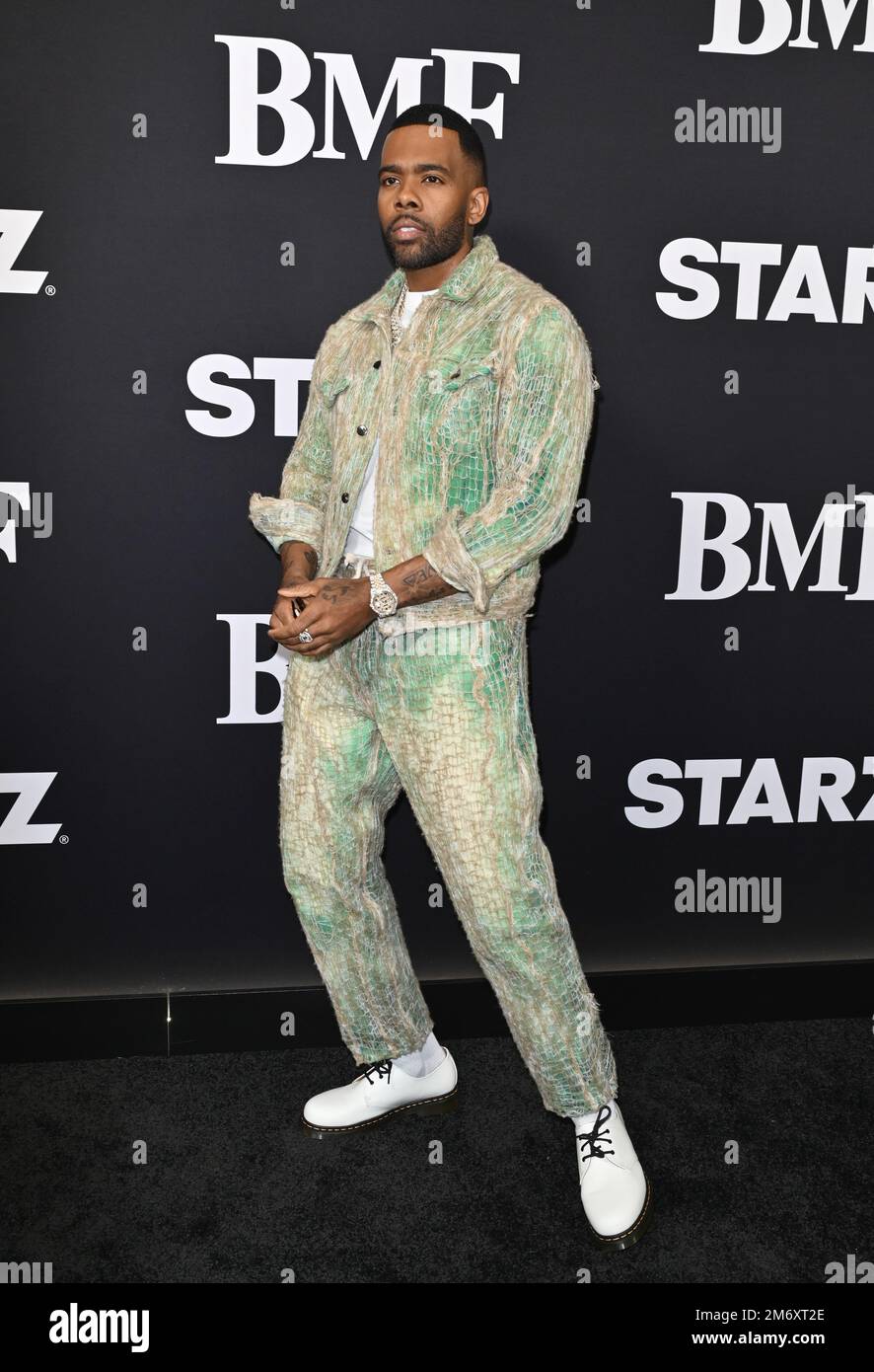 Black mafia family premiere hi-res stock photography and images - Alamy