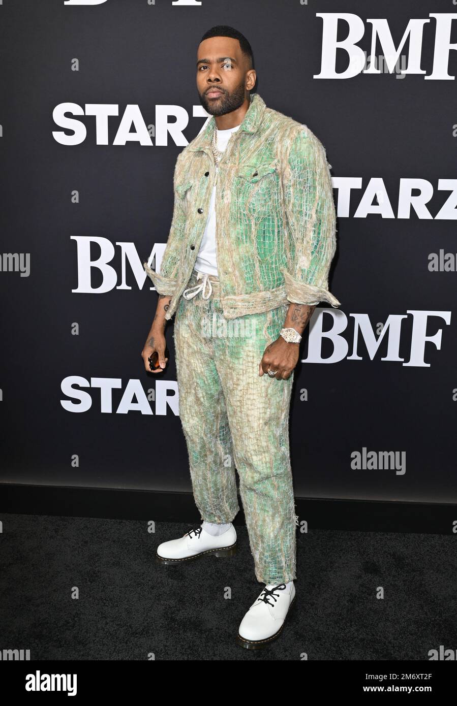 Black mafia family premiere hi-res stock photography and images - Alamy