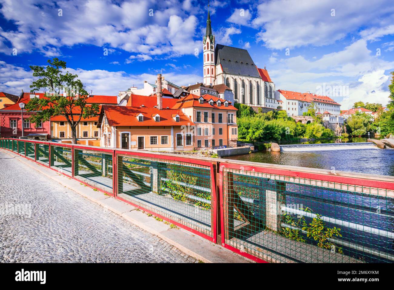 Cesky Krumlov, Bohemia. cenic view of historical downtown with Church ...