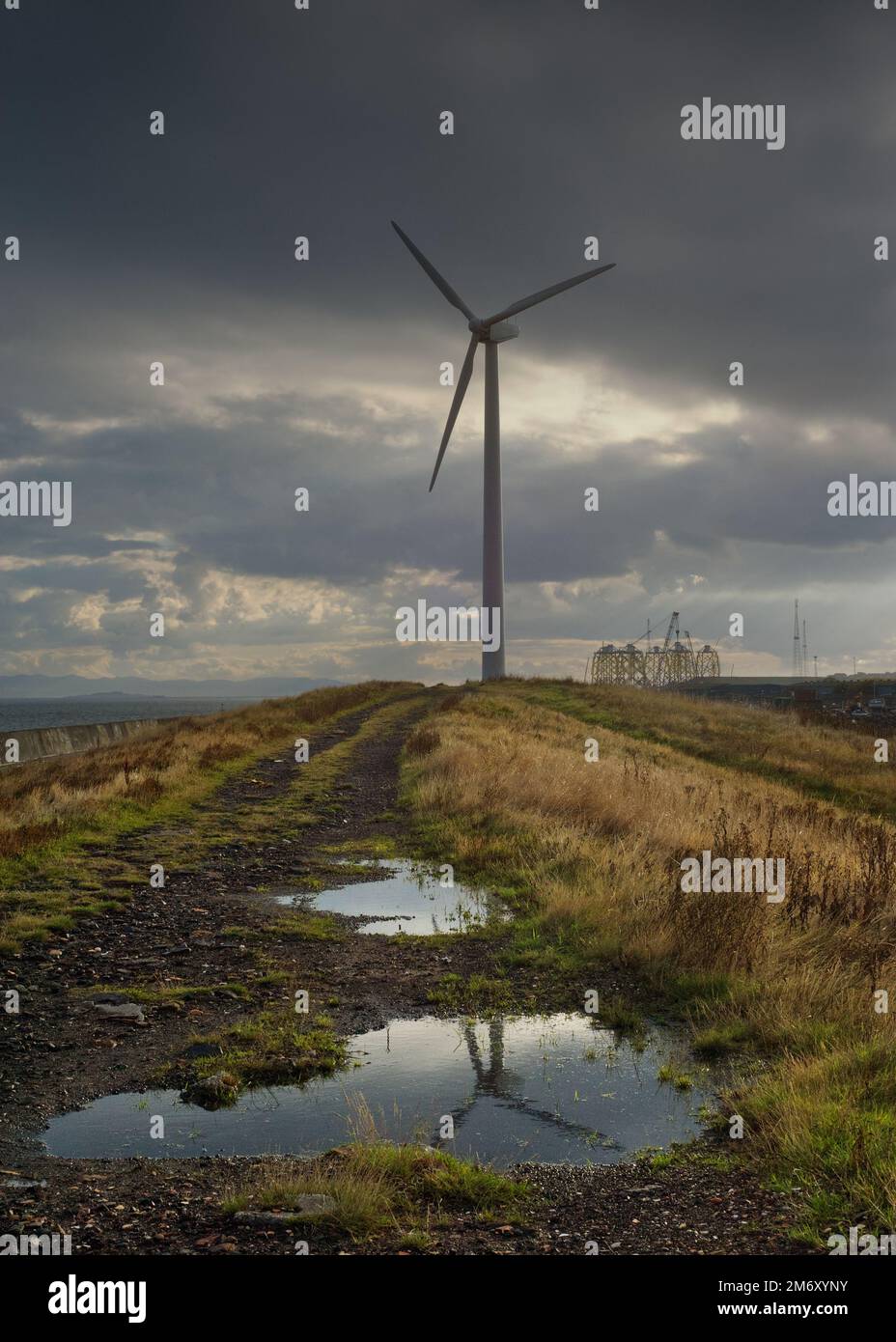 Scotland wind turbine hi-res stock photography and images - Alamy