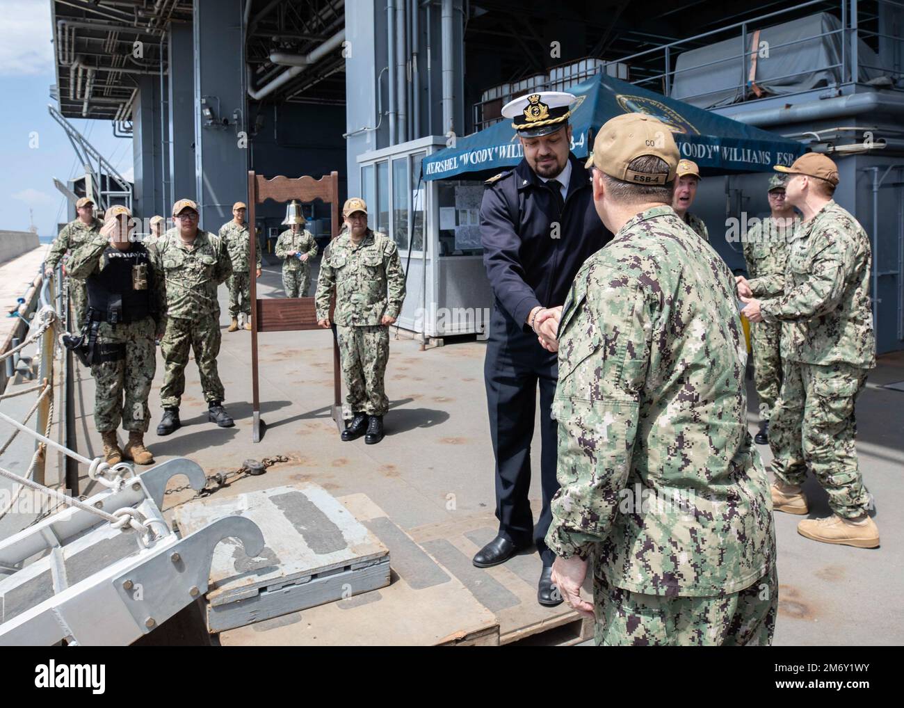 Italian military base of support hi-res stock photography and images ...