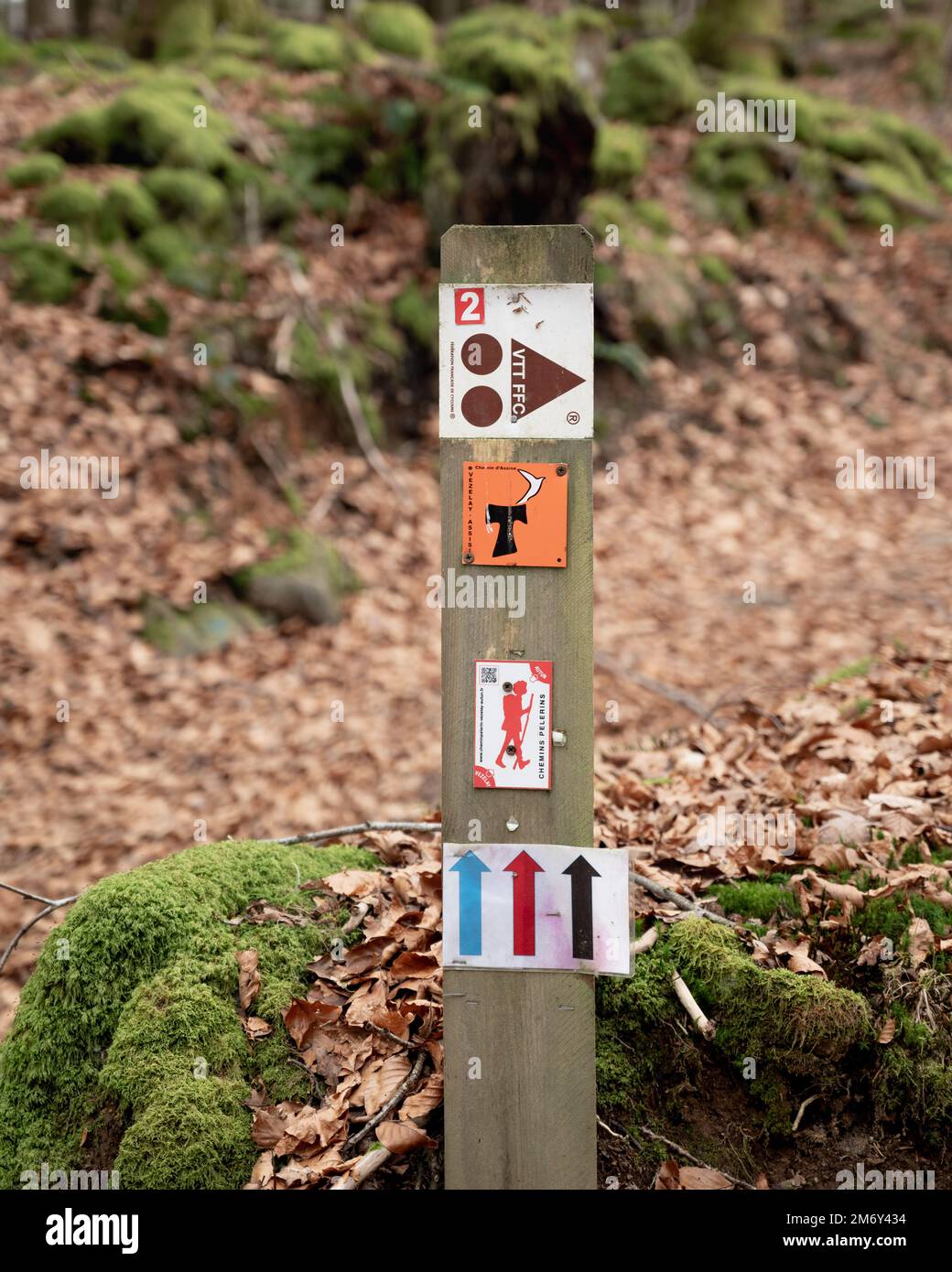 Marking of a long-distance hiking route (white and red). Itineraries ...
