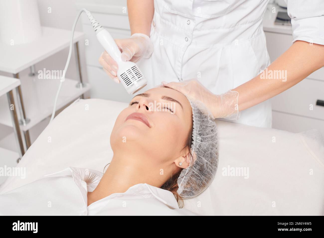 Cryo facial hi-res stock photography and images - Alamy
