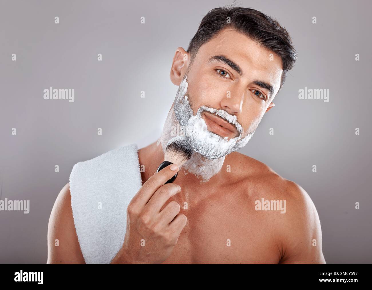 Cream head shave hi-res stock photography and images - Alamy