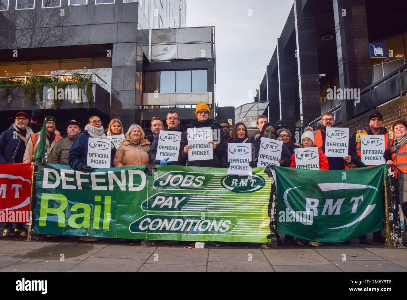 Rmt official picket sign hi-res stock photography and images - Alamy