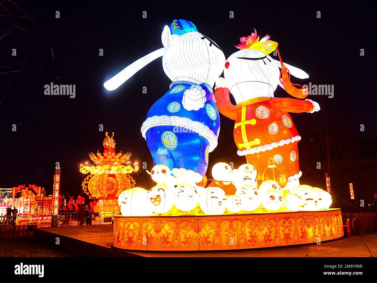 Exquisite festive lanterns appear outside the east gate of the Mukden ...