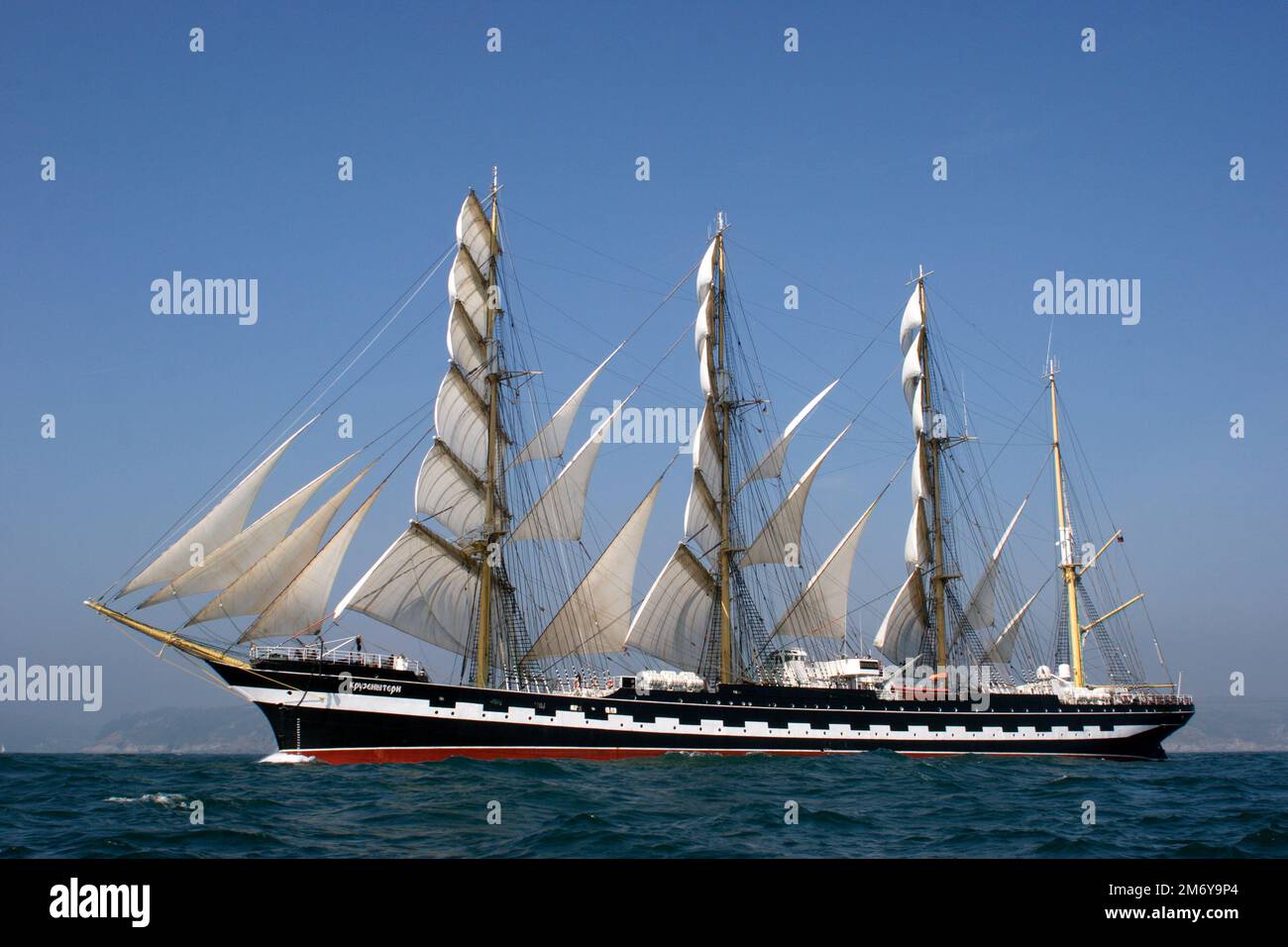 Russian barque Kruzenshtern, Torbay race start, 2005 Stock Photo - Alamy