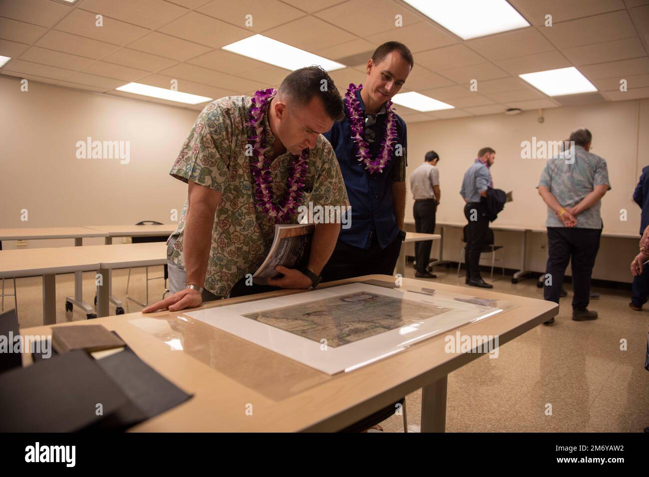 Augment art hi-res stock photography and images - Alamy