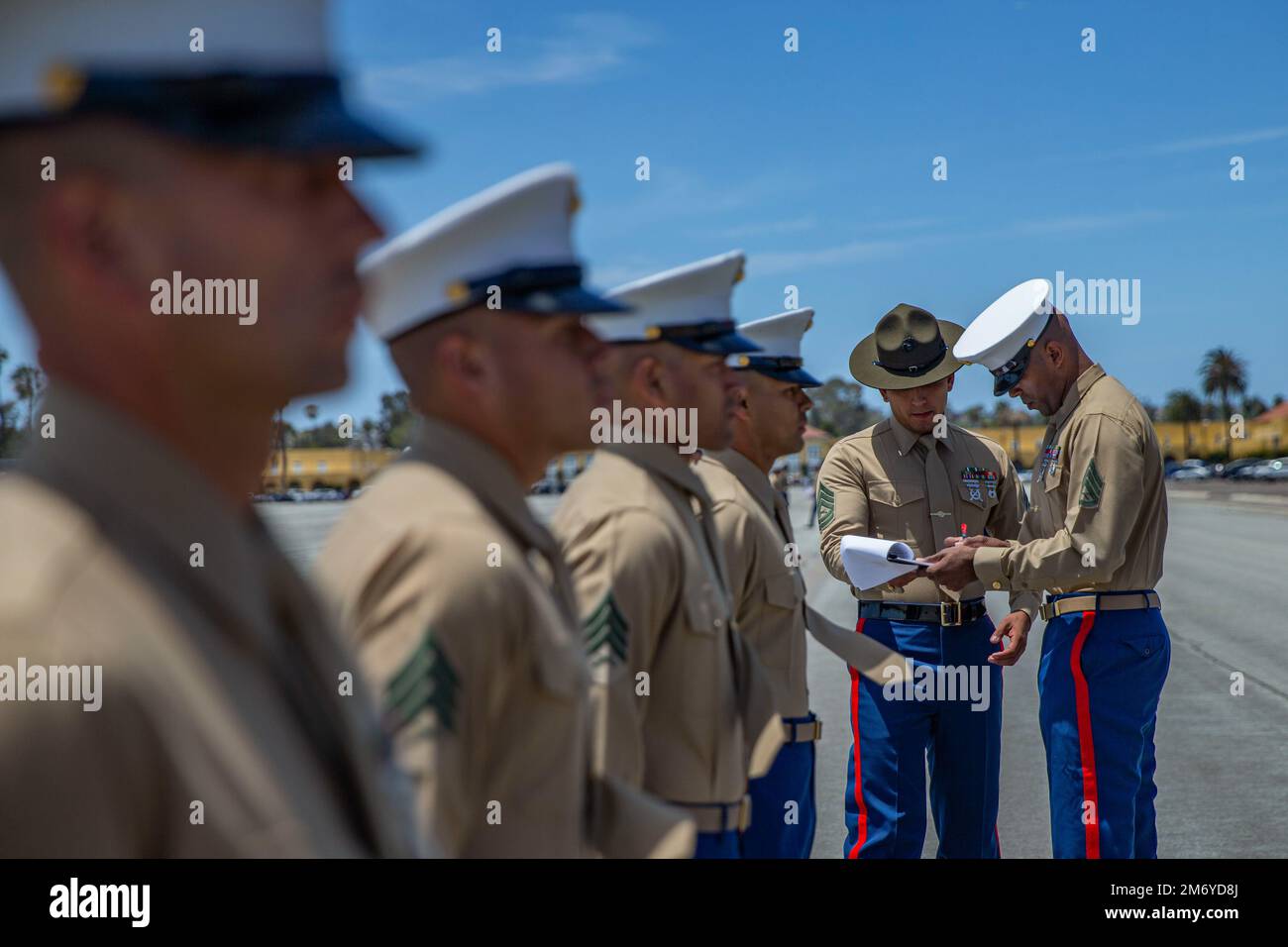 U.S. Marines with Drill Instructor School, Recruit Training Regiment ...