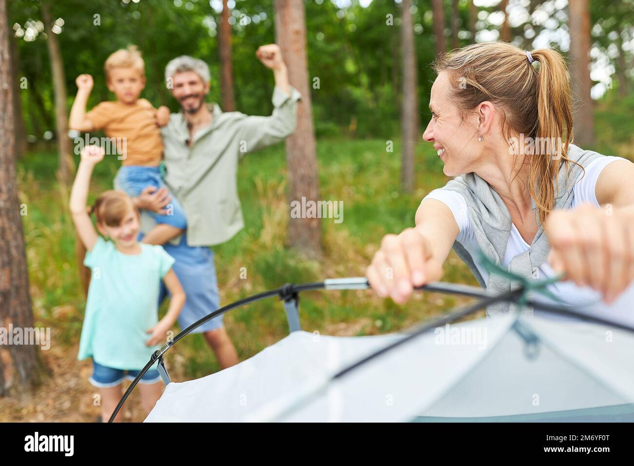 Happy camping hi-res stock photography and images - Alamy