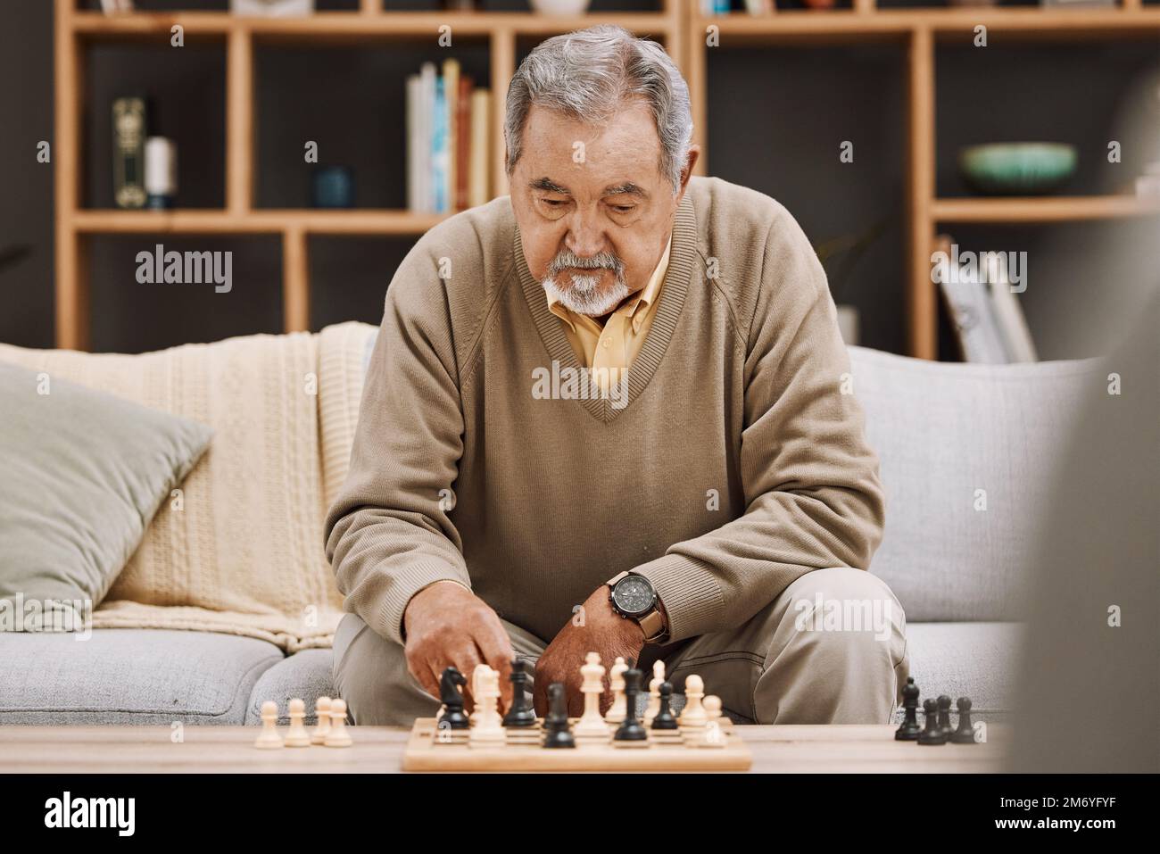 Elderly japanese man hi-res stock photography and images - Alamy