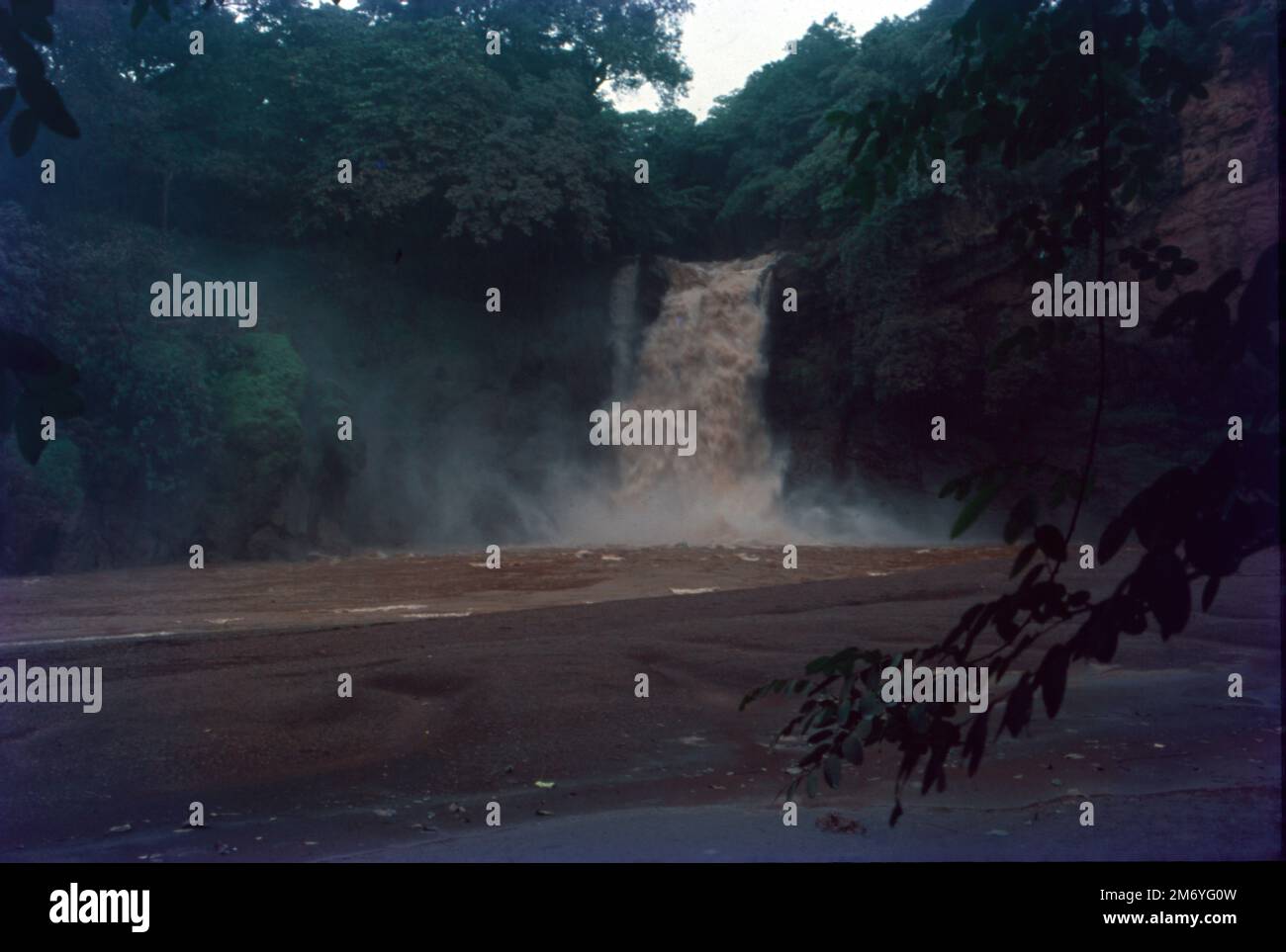 Waterfalls of goa hi-res stock photography and images - Alamy