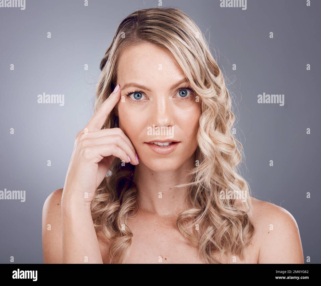 Aesthetics model woman hi-res stock photography and images - Alamy