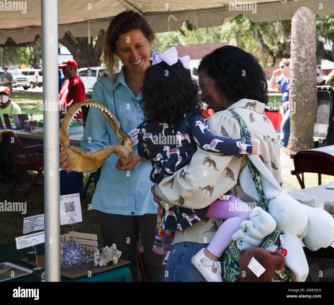 Marines and Sailors celebrate and spread awareness for environmental ...