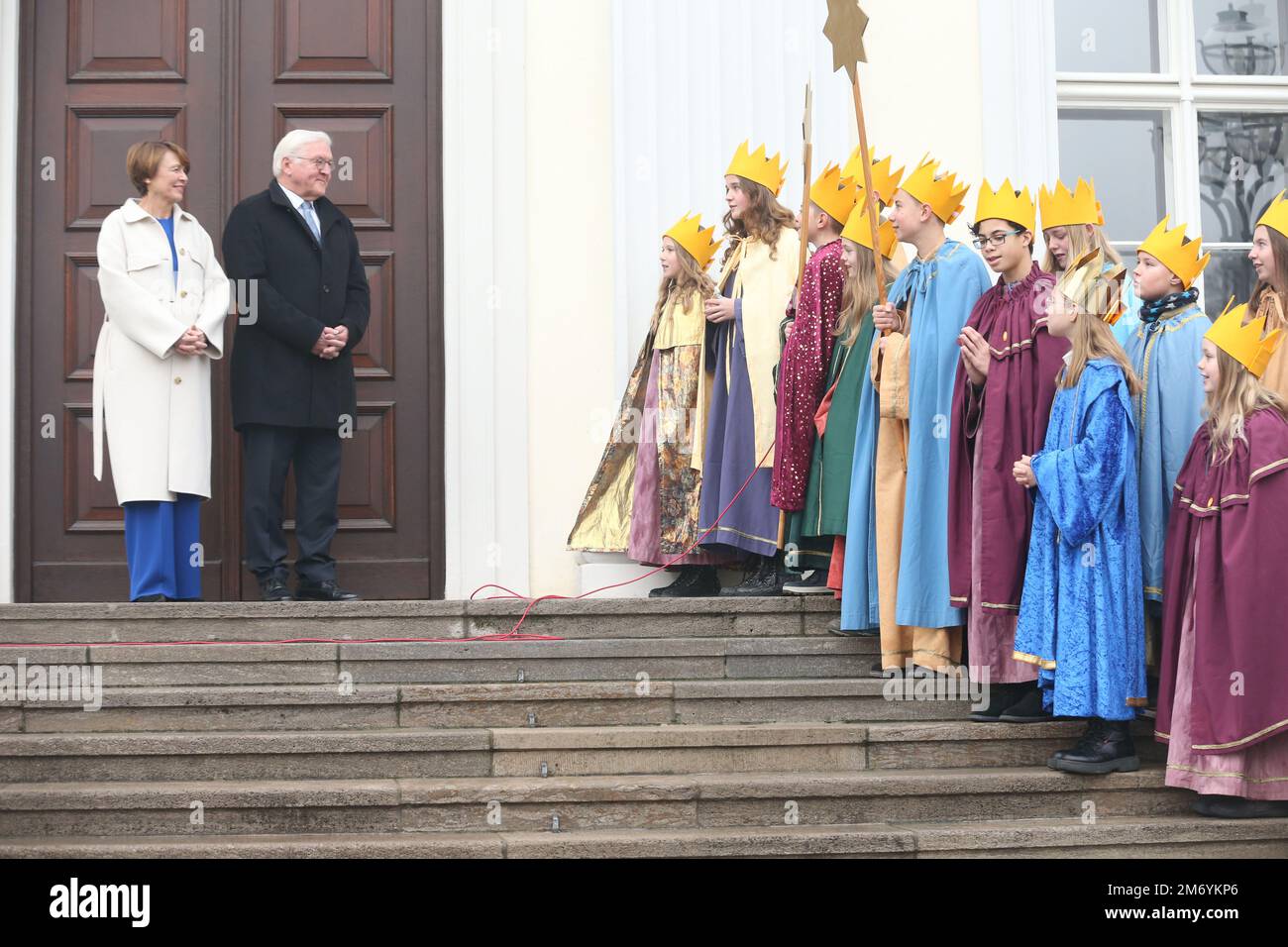 Sternsinger steinmeier hi-res stock photography and images - Alamy