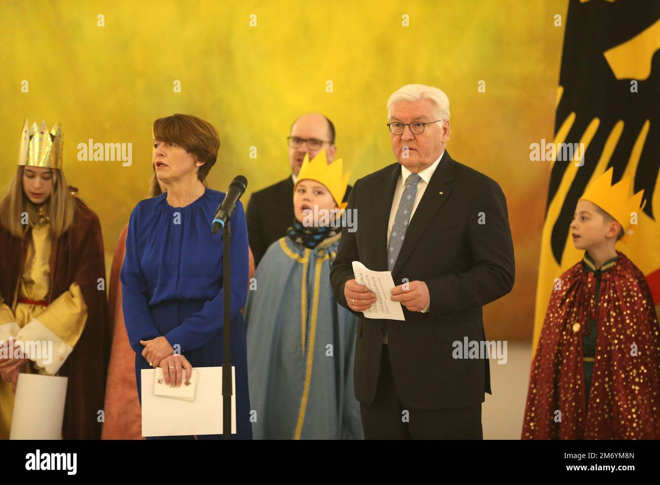 Sternsinger steinmeier hi-res stock photography and images - Alamy