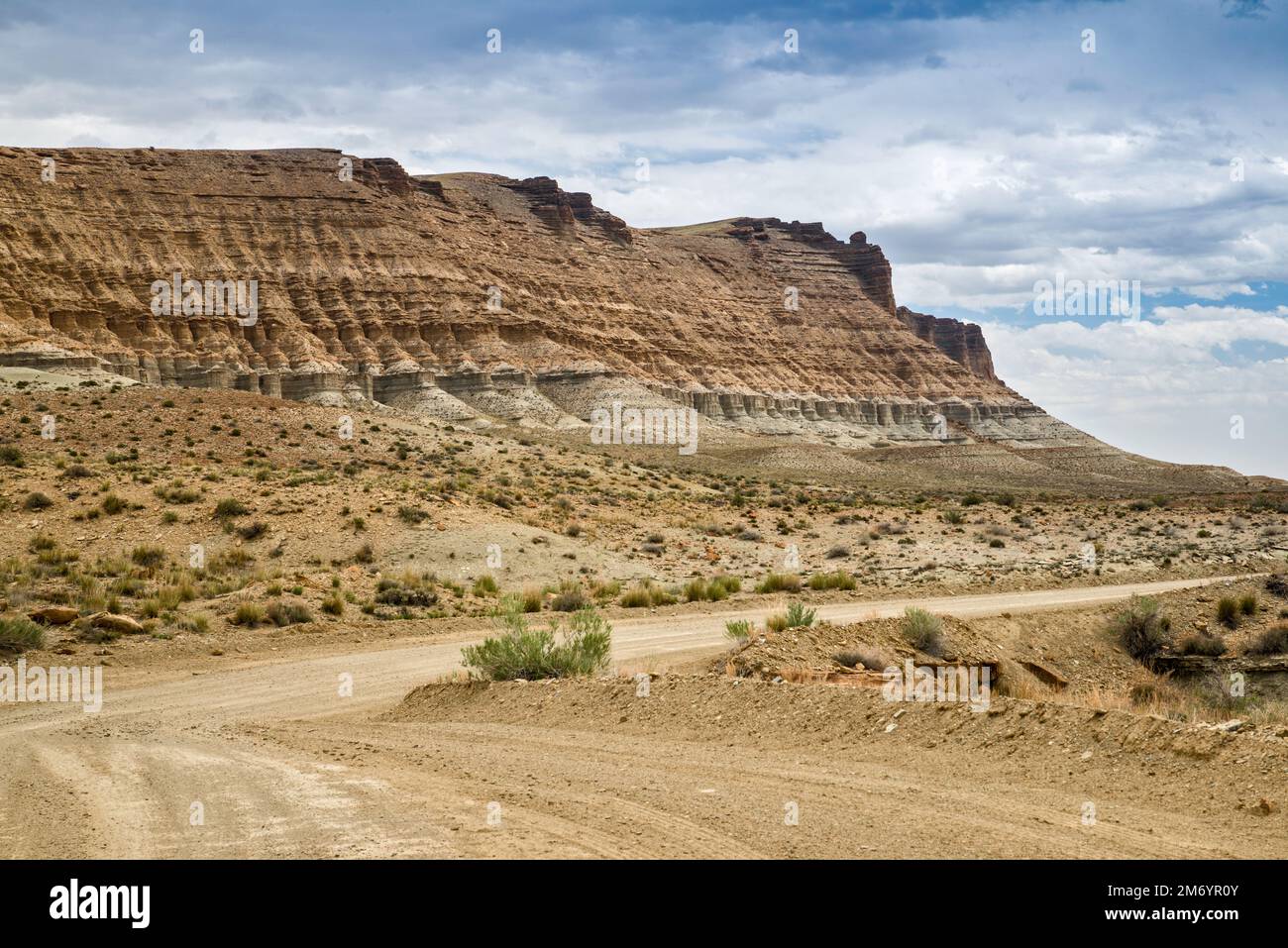 Bad land cliffs hi-res stock photography and images - Alamy