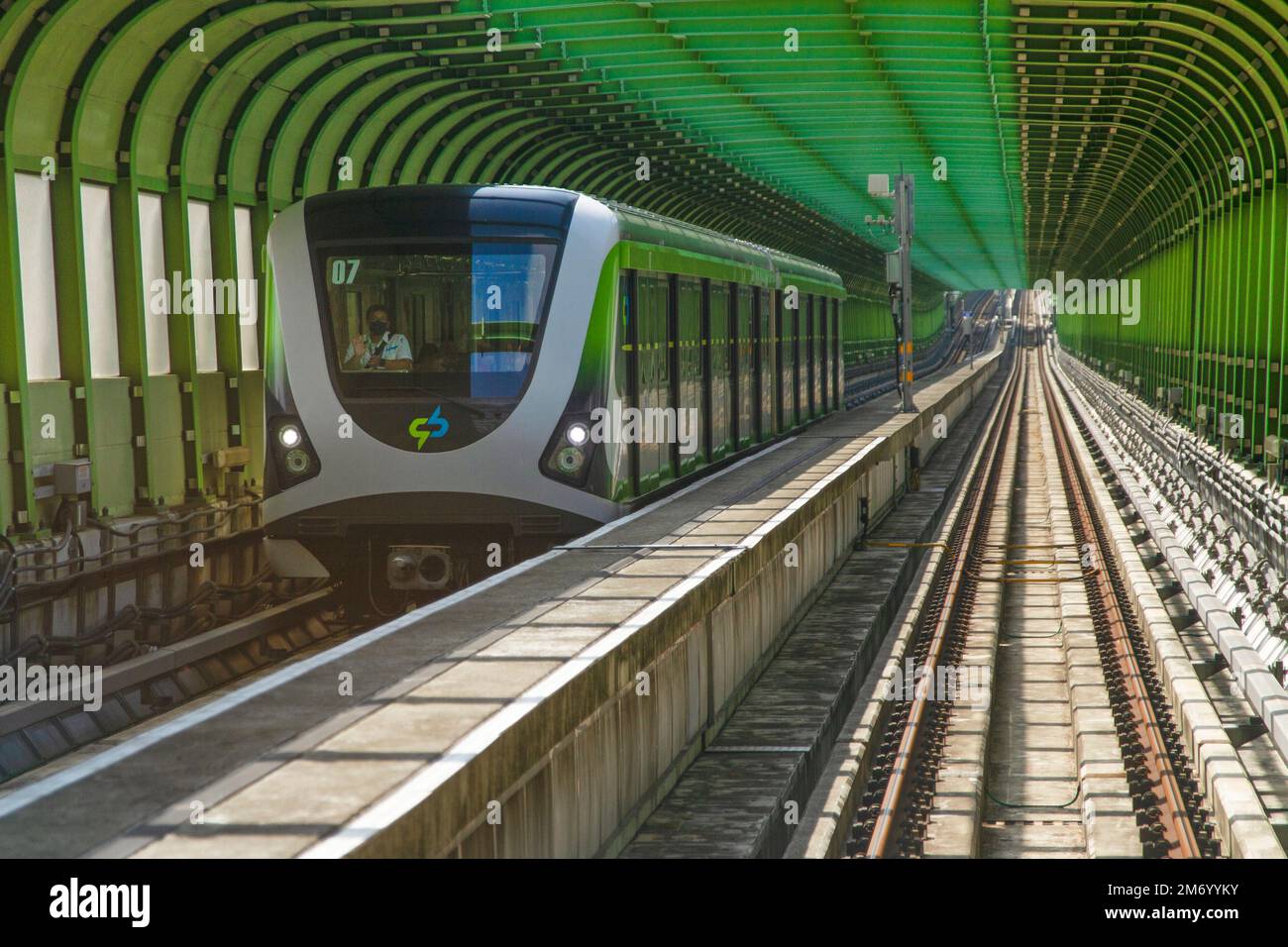 Taichung MRT train passes above the road Stock Photo - Alamy