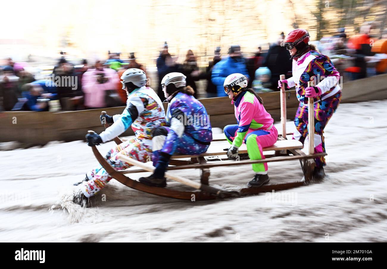 Garmisch Partenkirchen, Germany. 06th Jan, 2023. The team "The Hornies ...