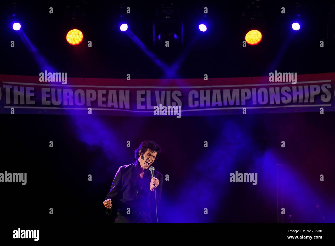 Charlie harper artist hi-res stock photography and images - Alamy