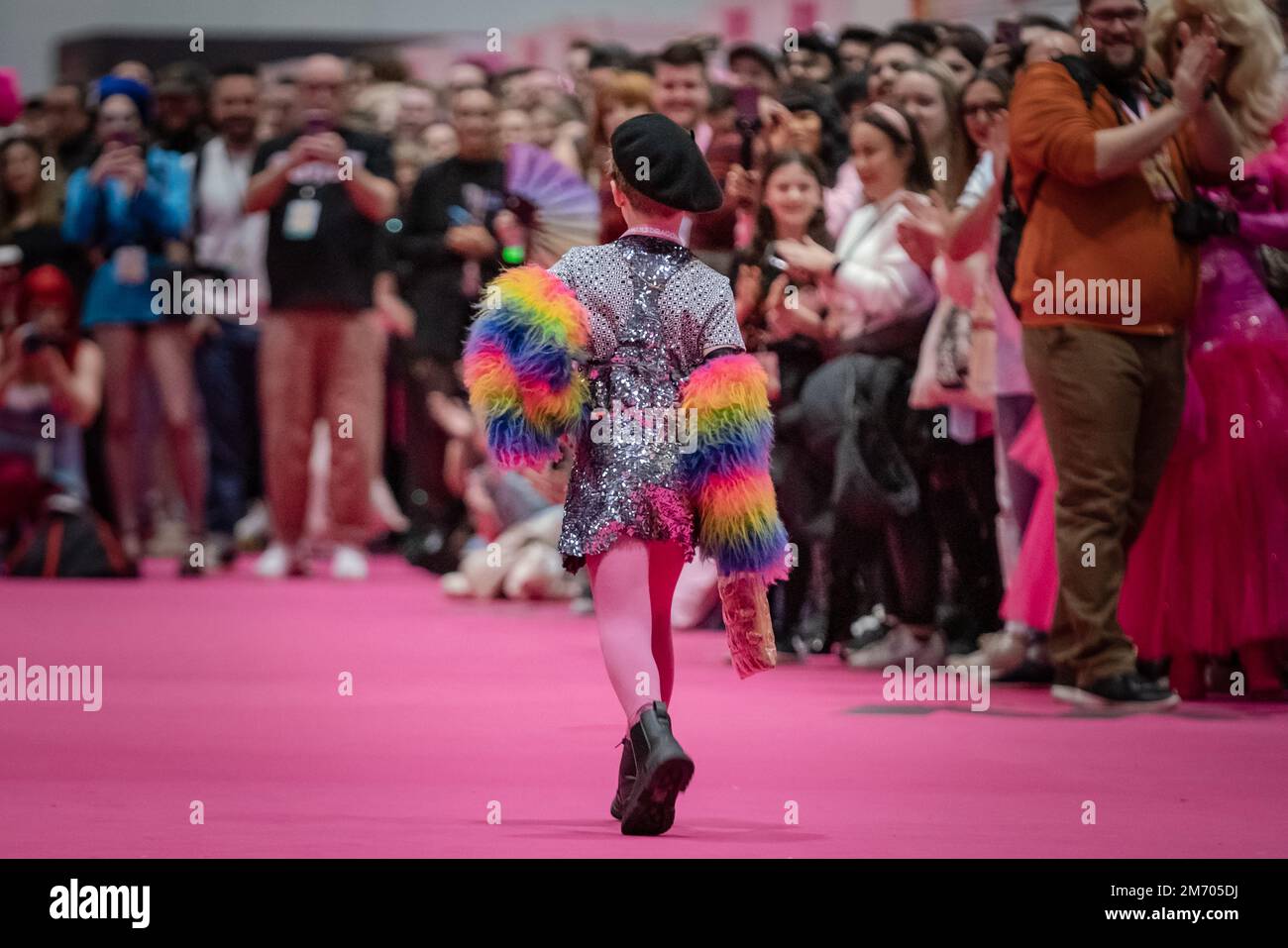 London, UK. 6th January 2023. A young Drag Queen fan does a carpet walk ...