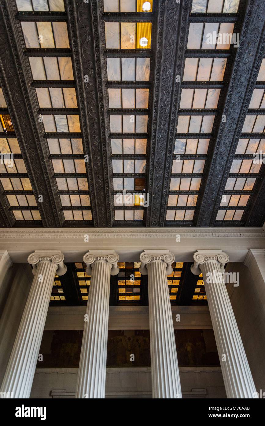 Roof and neoclassical columns of the portico of the Lincoln Memorial, a ...