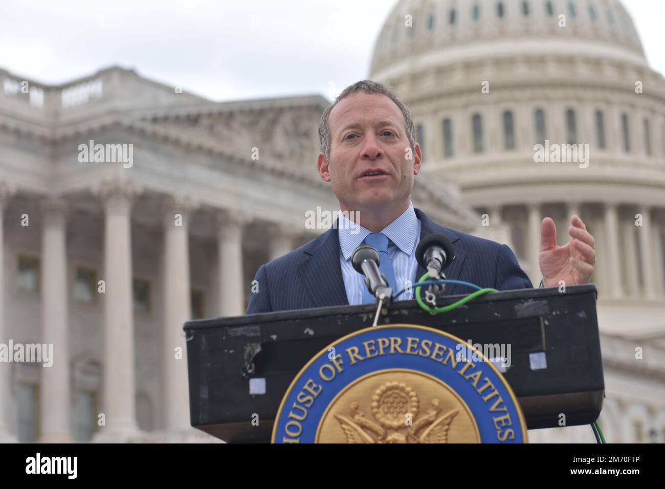 Representative Dean Phillips and Representative Josh Gottheimer honor ...