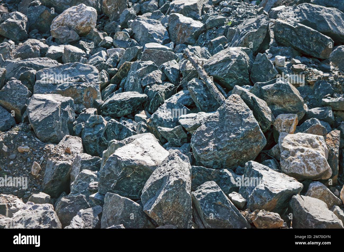 Crushed close up different stone texture background Stock Photo - Alamy