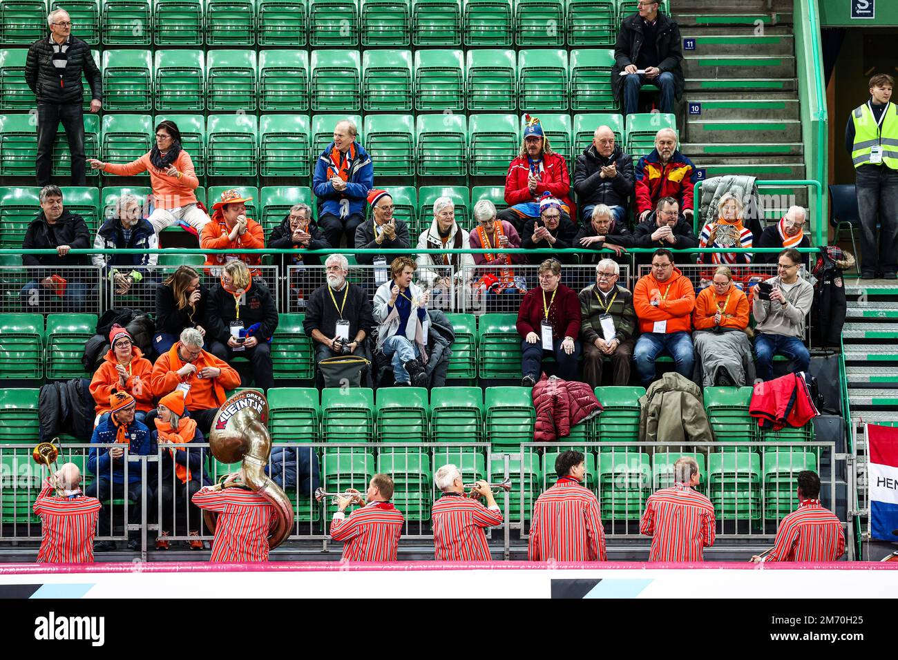 HAMAR - Dutch fans during the ISU European Speed Skating Championships ...