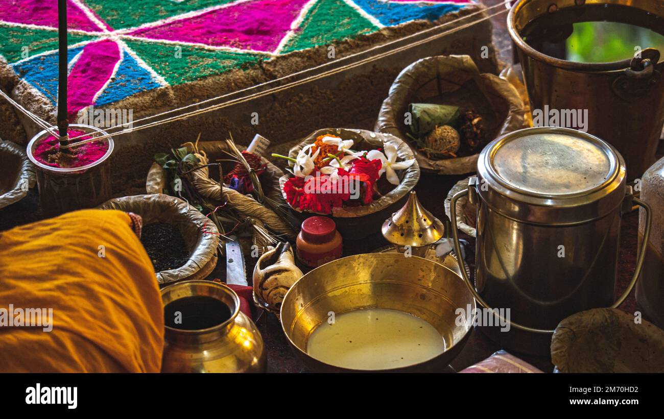 The process of making traditional herbal medicine Stock Photo - Alamy