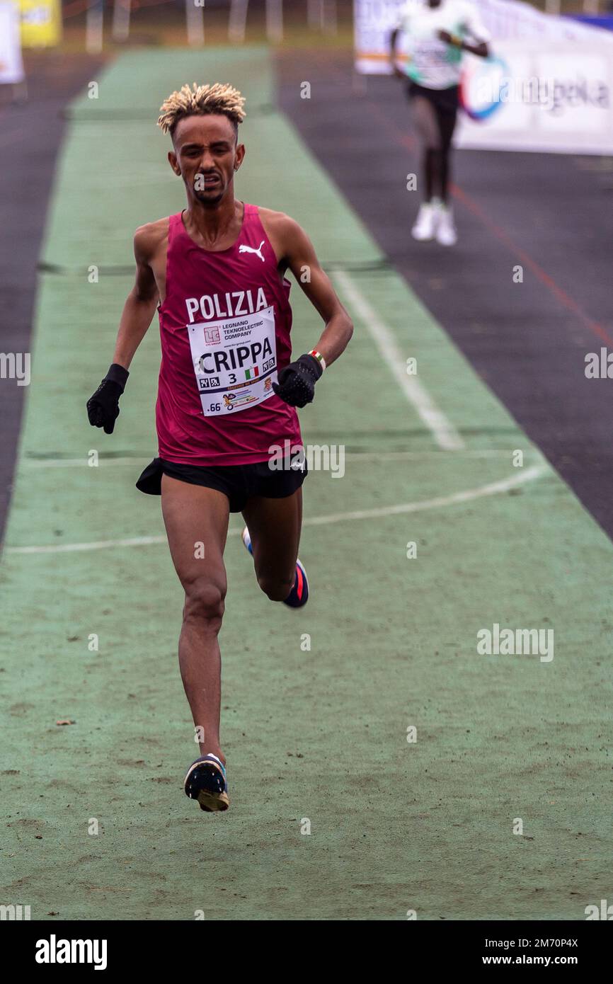 Yeman crippa hi-res stock photography and images - Alamy