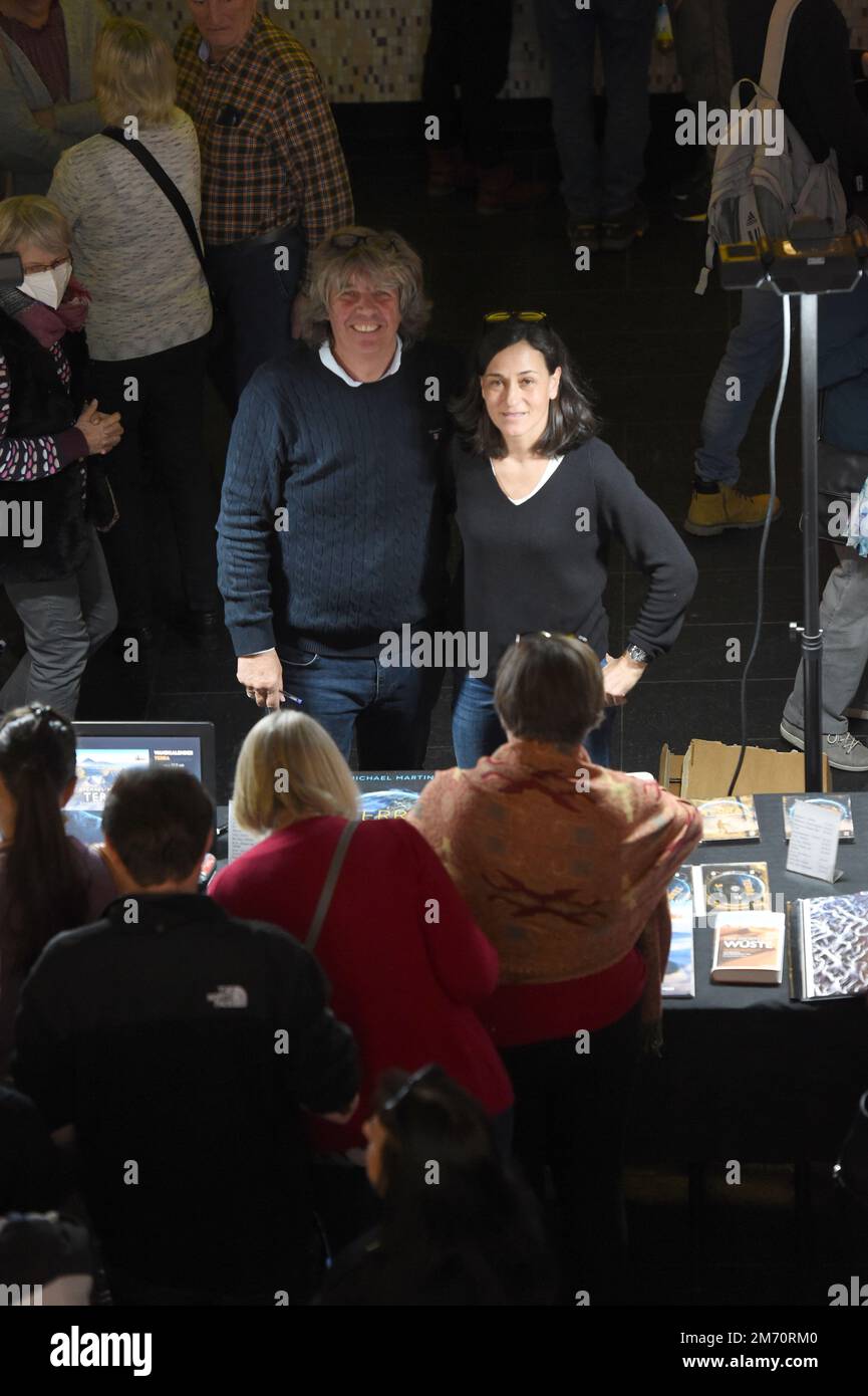 Elly martin hi-res stock photography and images - Alamy