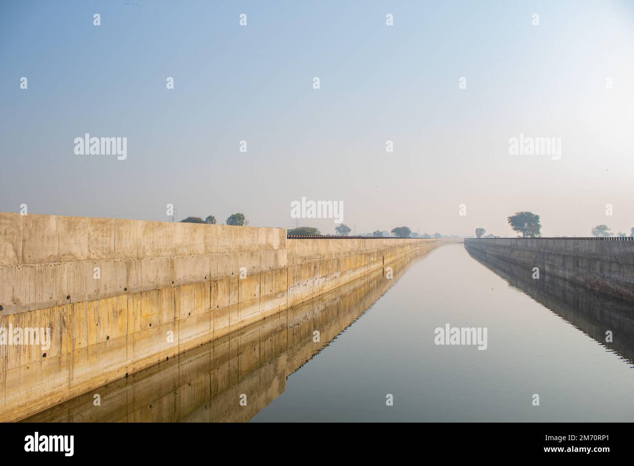 Rural water sources hi-res stock photography and images - Alamy