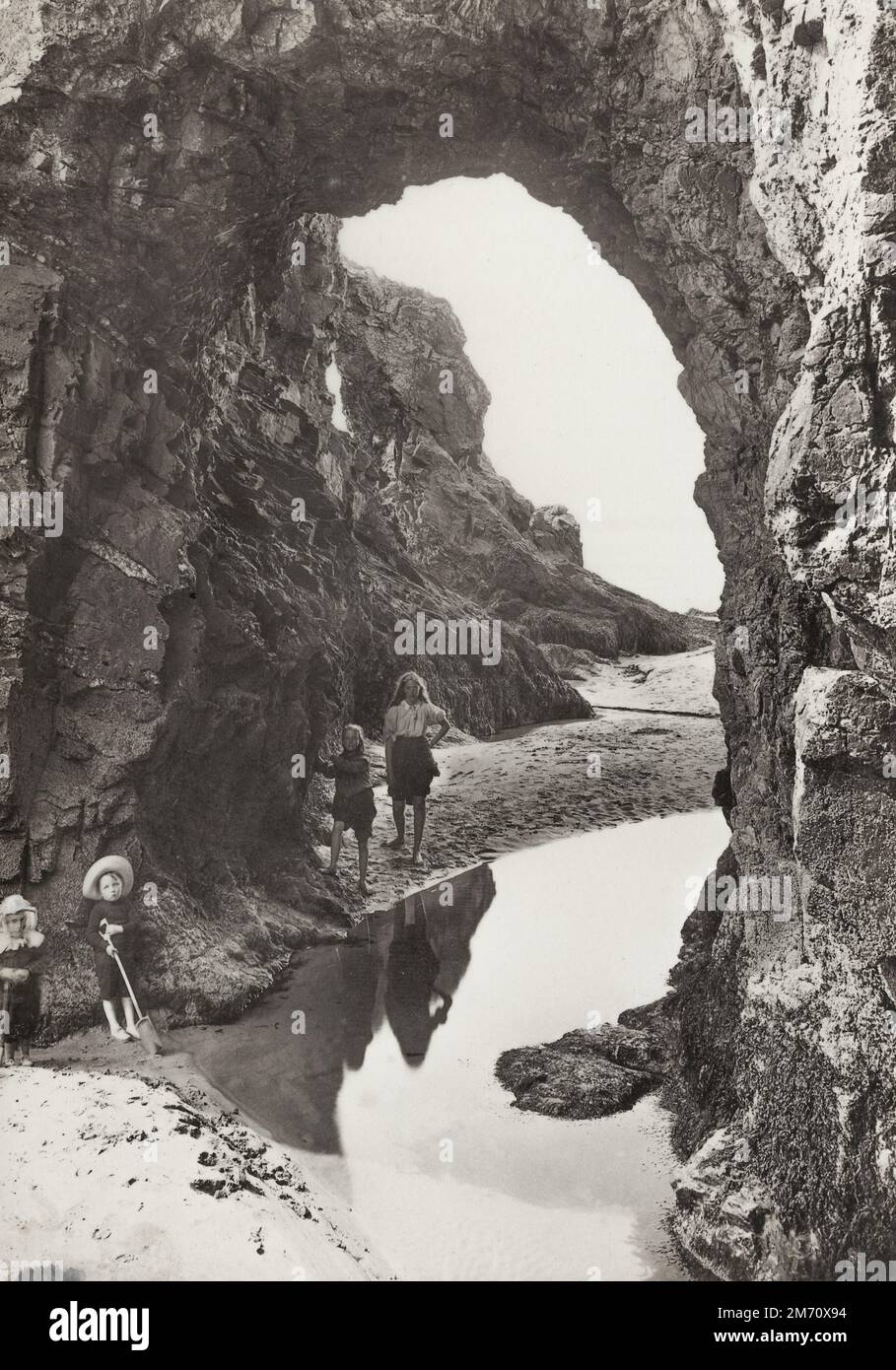 Vintage late 19th/early 20th century photograph: 1912 - Children ...
